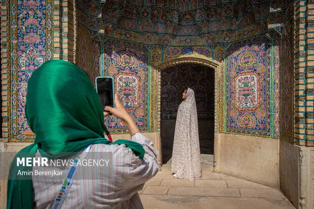 تصاویر گالری مسجد نصیرالملک شیراز